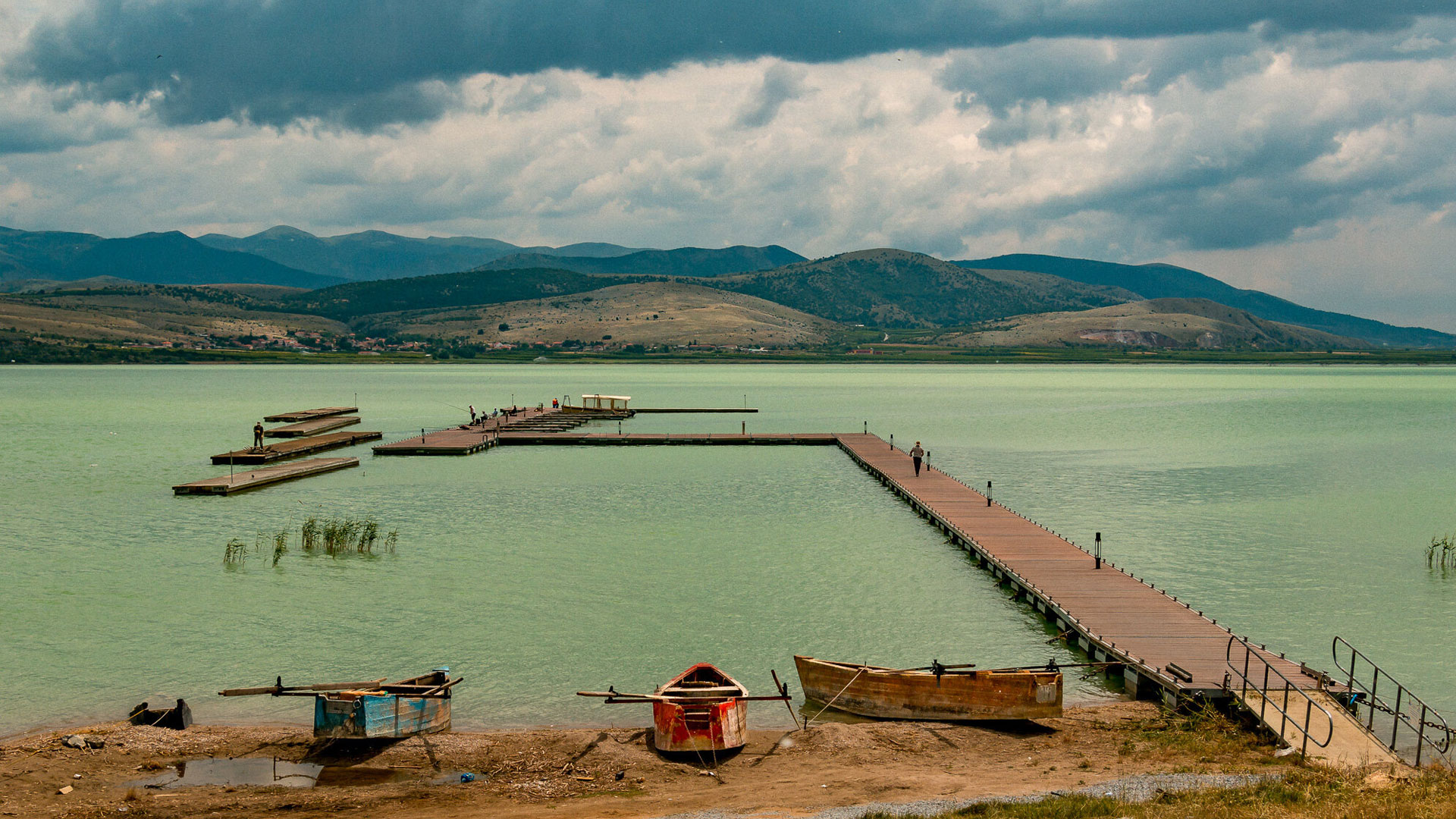 8 lakes of Northern Greece worth to visit